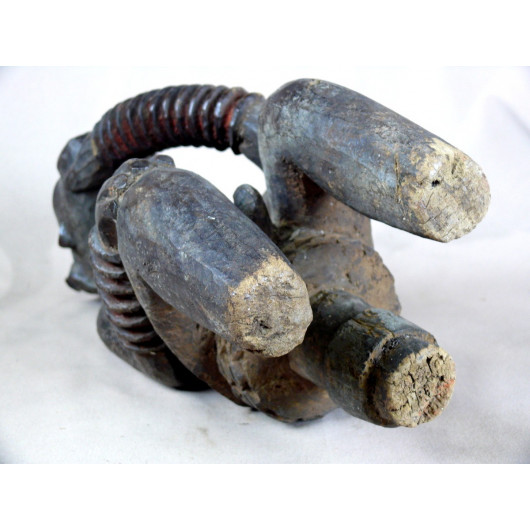 Statue Bangwa (Bangoua) du Cameroun - Statues royales africaines